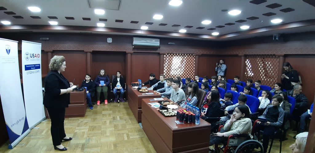 Primary school students visited the Court on Constitution Day ...